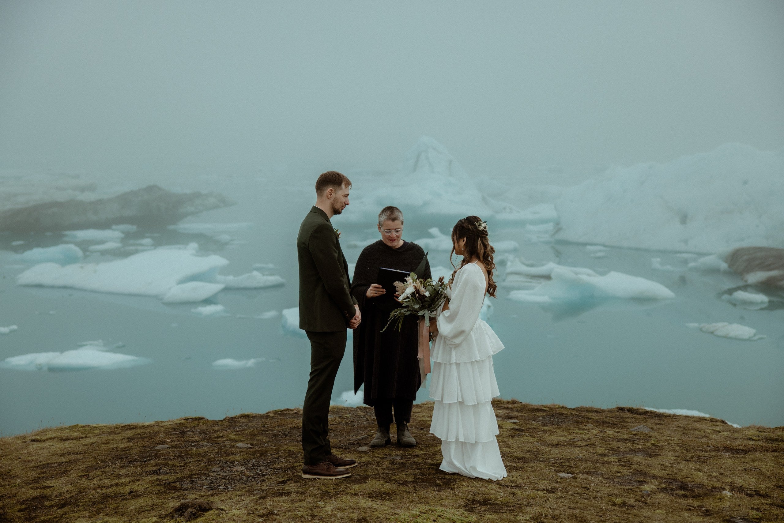 An Enchanting Icelandic Elopement : Maria & Jacob – Point No Point Studio