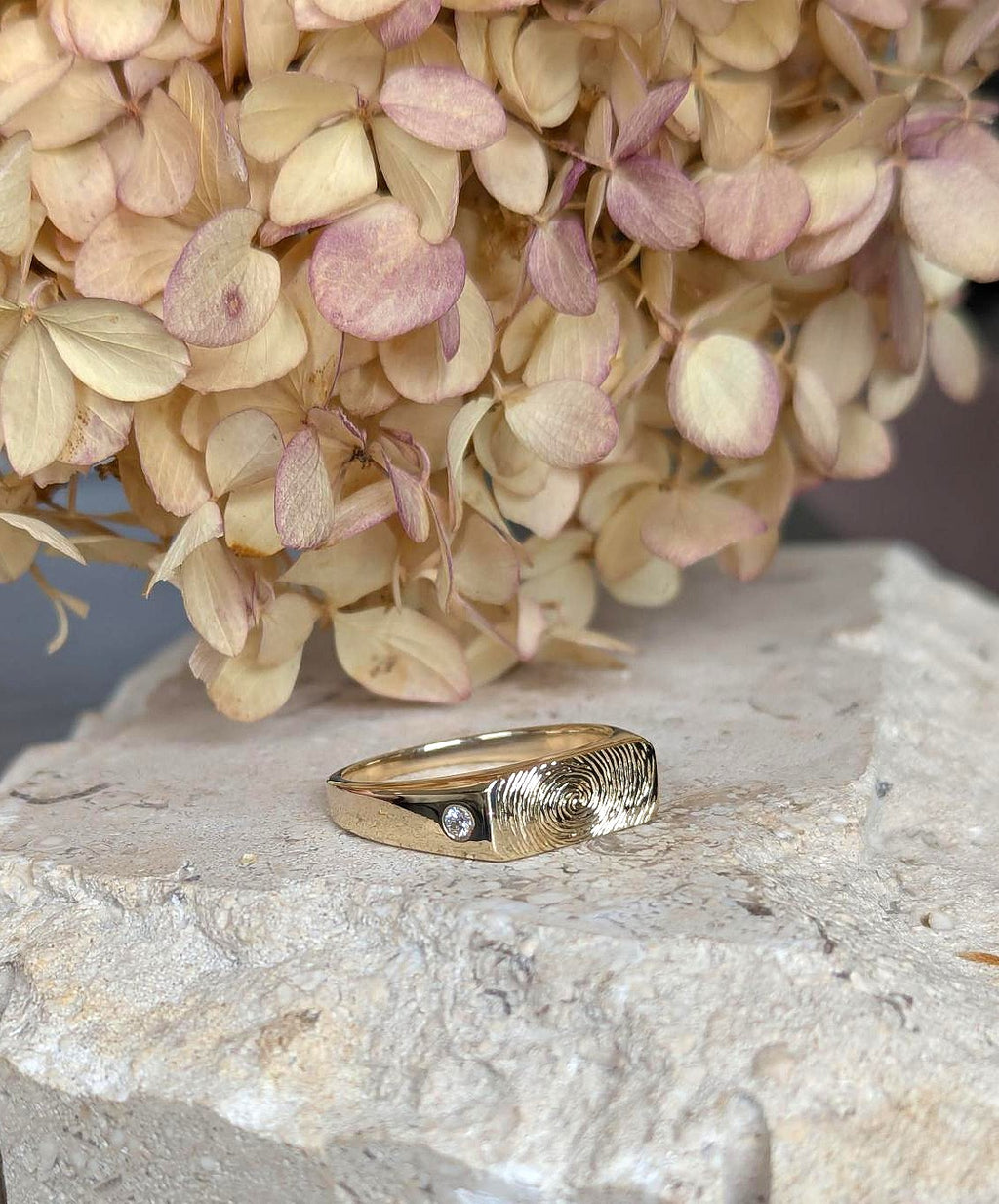 Custom Fingerprint Diamond Signet Ring – Point No Point Studio