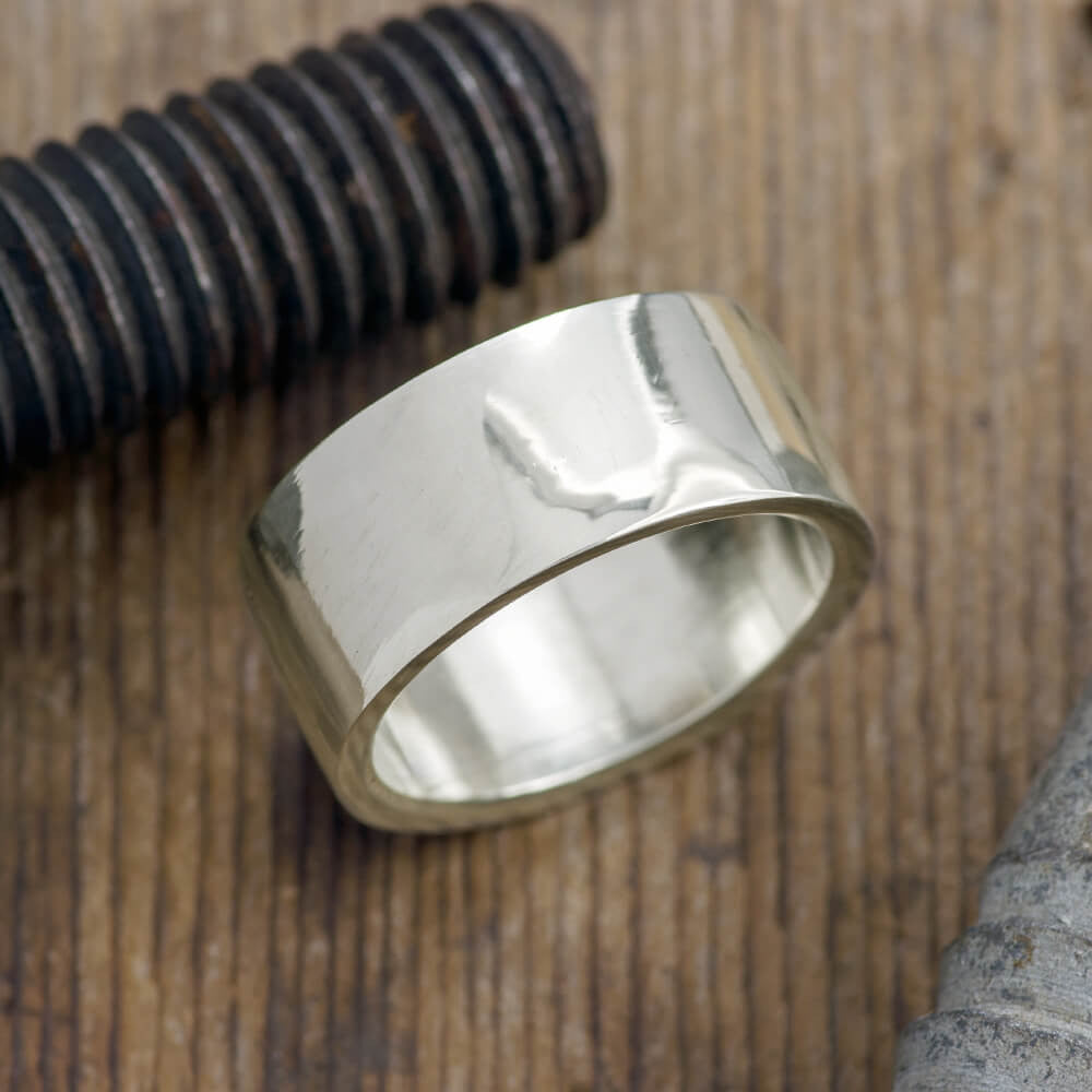 10mm 14k White Gold Mens Wedding Band, Polished – Point No Point Studio
